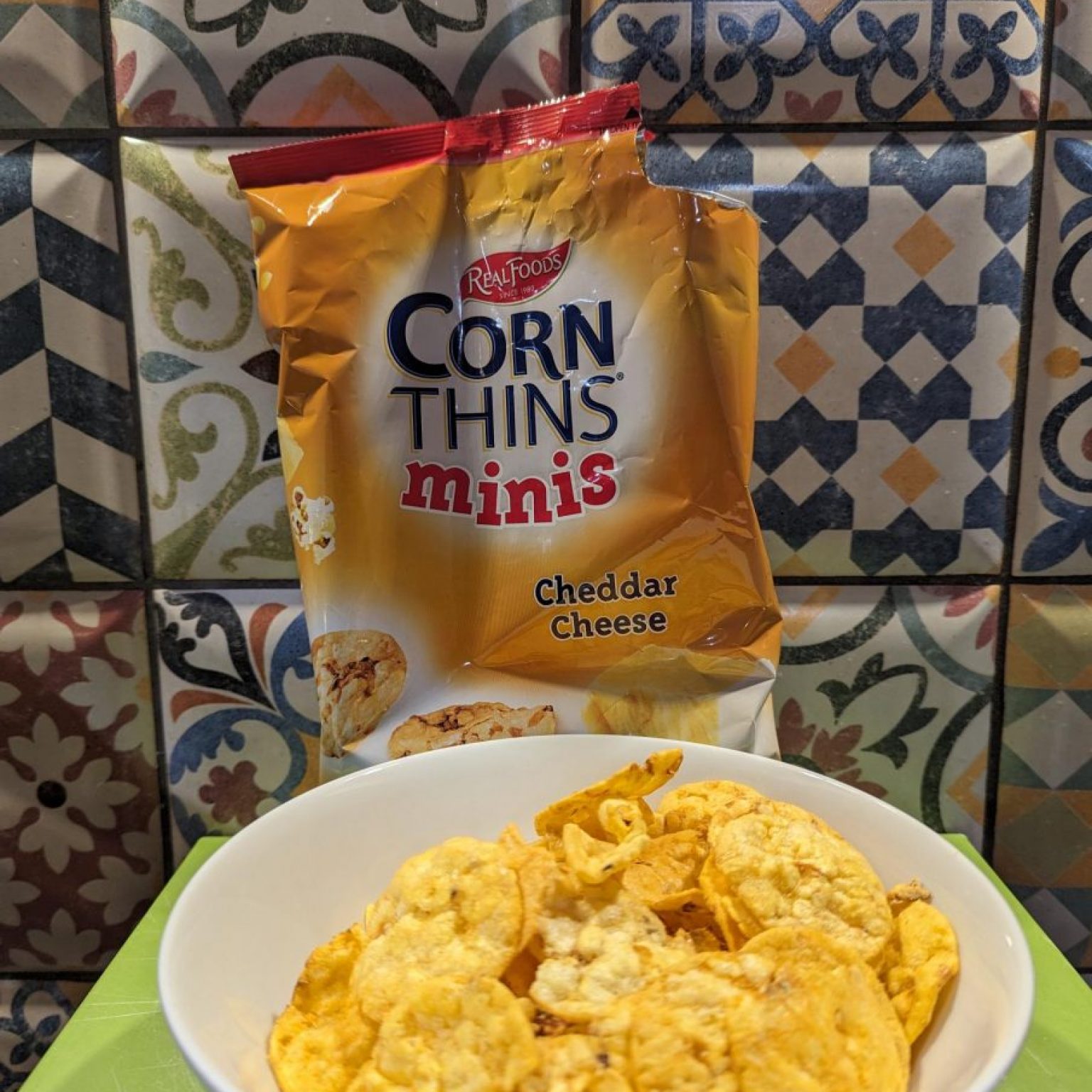Corn Thins Minis Cheddar 80g - Black Box Product Reviews